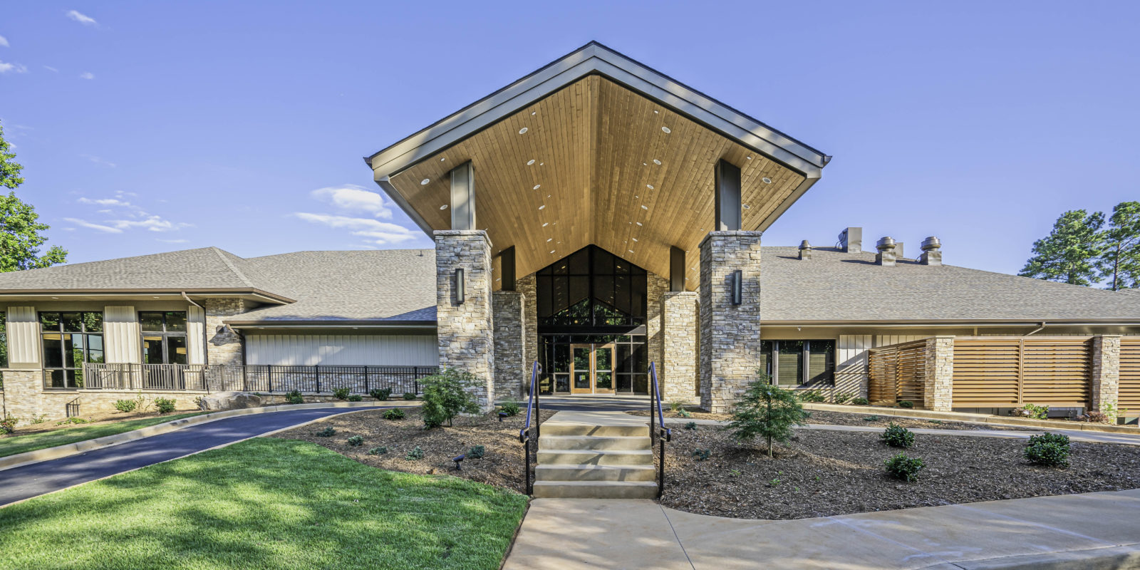 Keowee Key | South Carolina Lake Community | Retire to SC